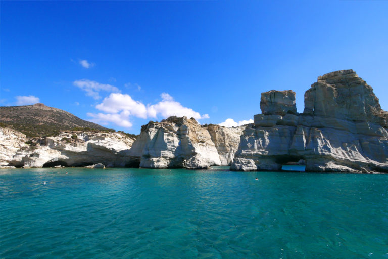 Milos : Une ile incontournable des Cyclades - Blog voyage & road trip